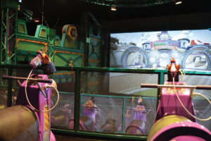 Plants VS Zombies Garden Warfare: 3Z Arena, Carowinds, USA - Alterface ...